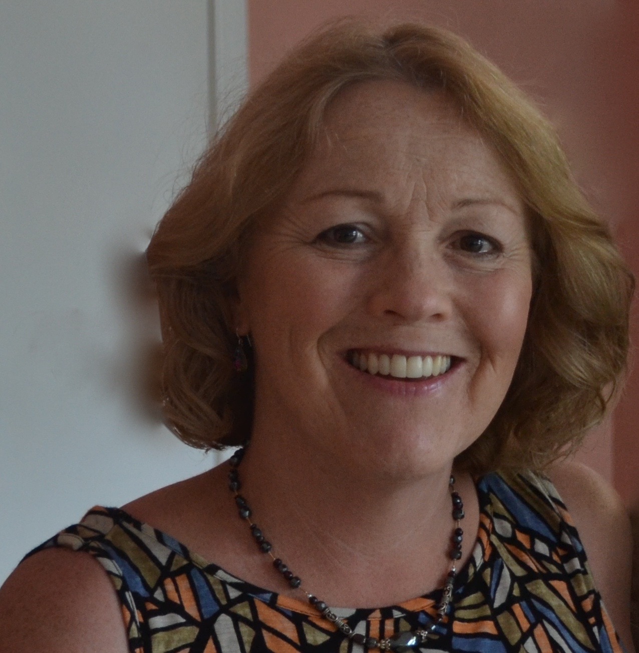 Sally Heap's Instagram, Twitter & Facebook on IDCrawl